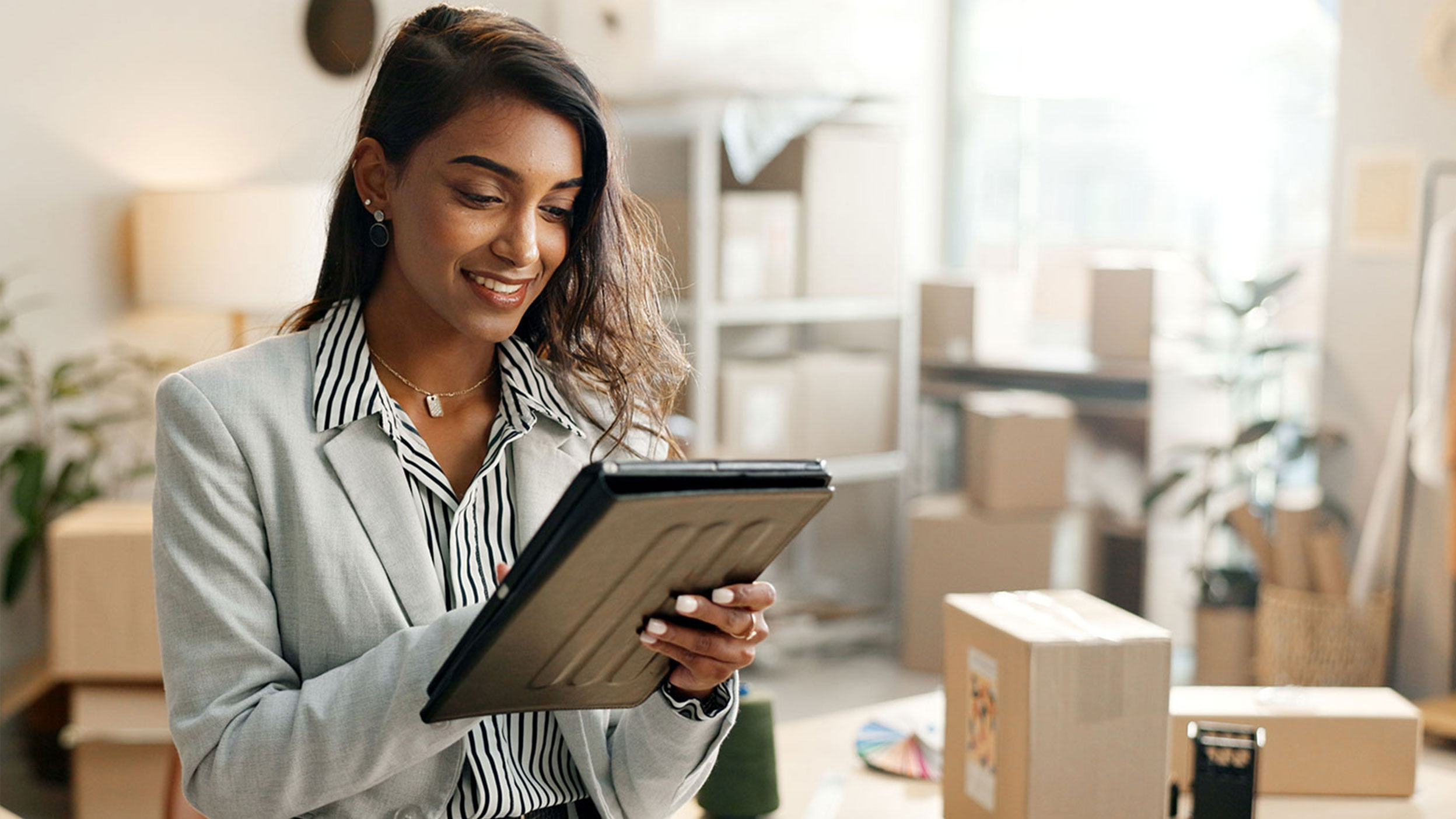 Vendor Managed Inventory vs Supplier Managed Inventory - Expert ...